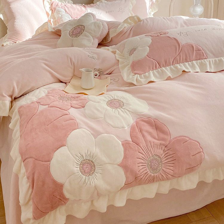 Princess Girly Heart Sunflower Warm Velvet Winter Four-Piece Bed Set ...